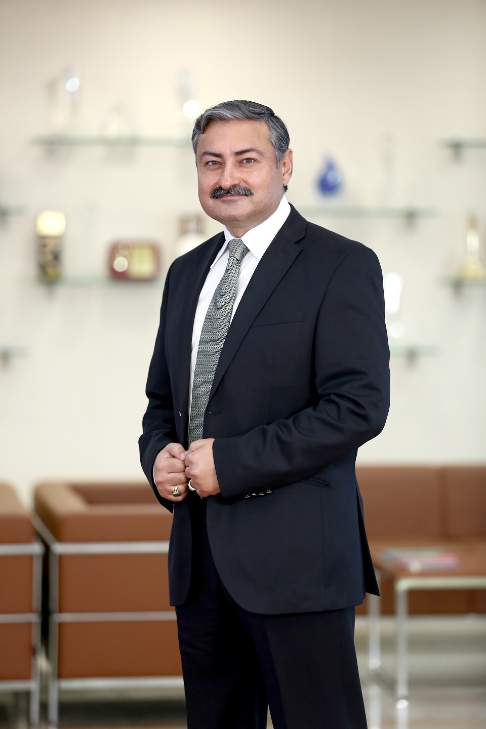 HDFC Bank names Vinay Razdan as Head Human Resource